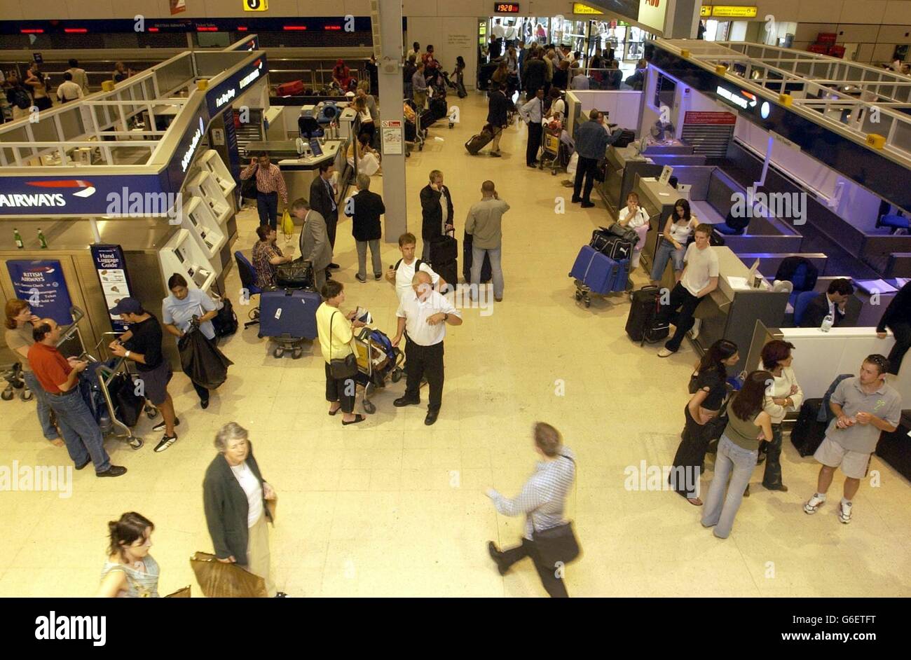 BA staff walkout at Heathrow Stock Photo - Alamy