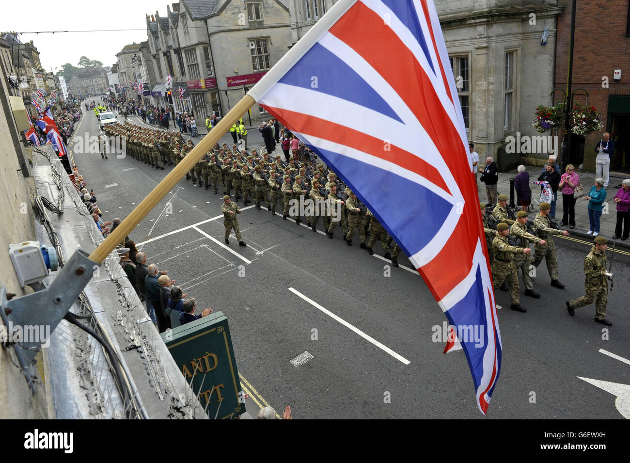 1 Yorks, The Yorkshire Regiment Freedom Parade Stock Photo - Alamy
