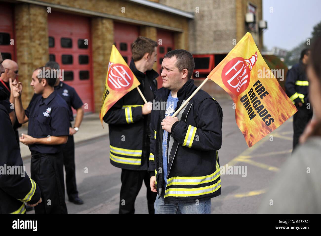 Swindon fire station hi-res stock photography and images - Alamy