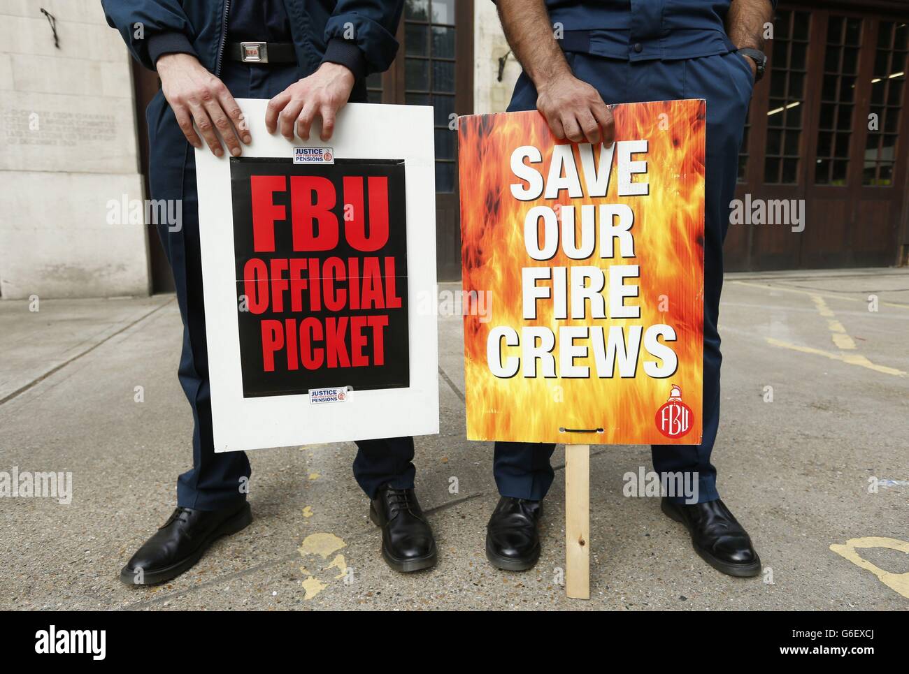 Firemen on the picket line at Euston London Fire Brigade station house ...