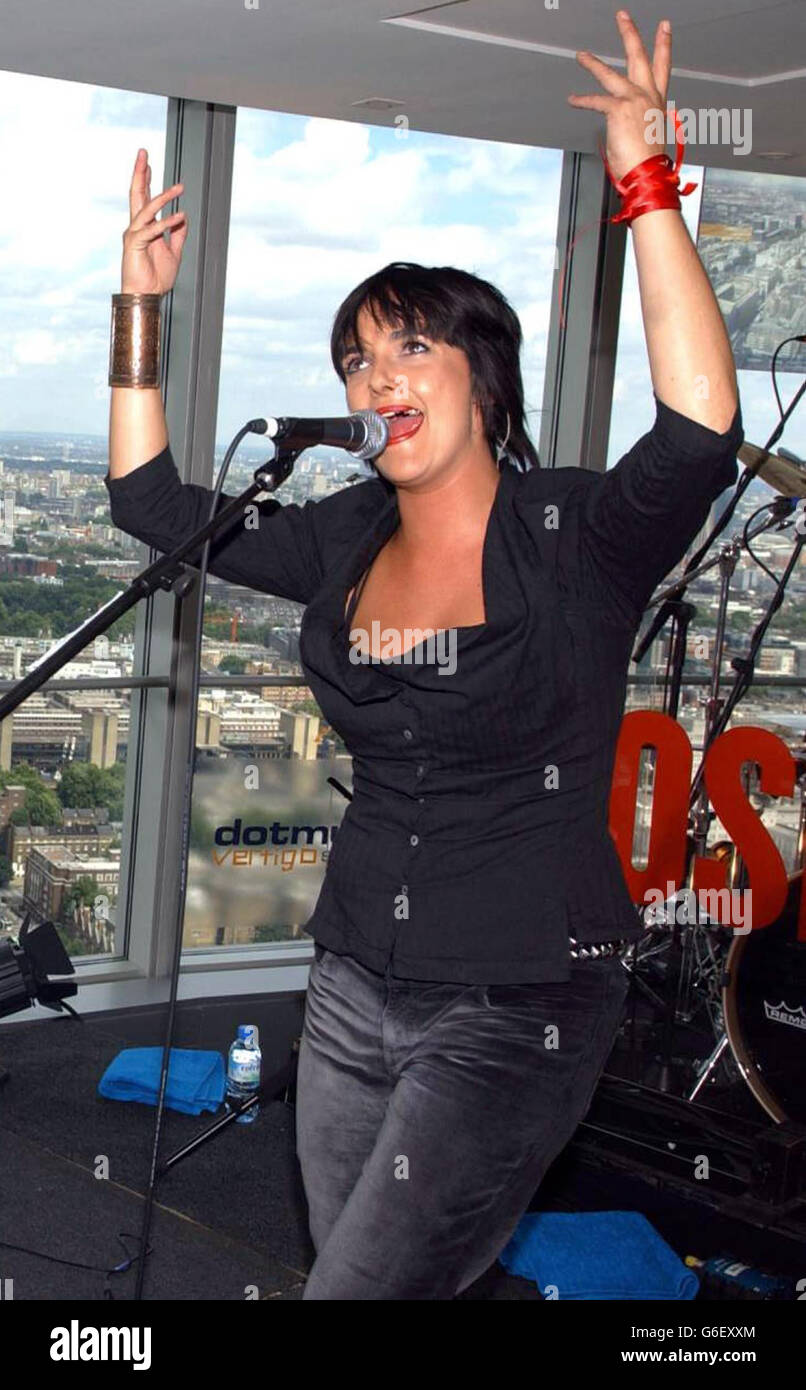 Sian evans singer hi-res stock photography and images - Alamy