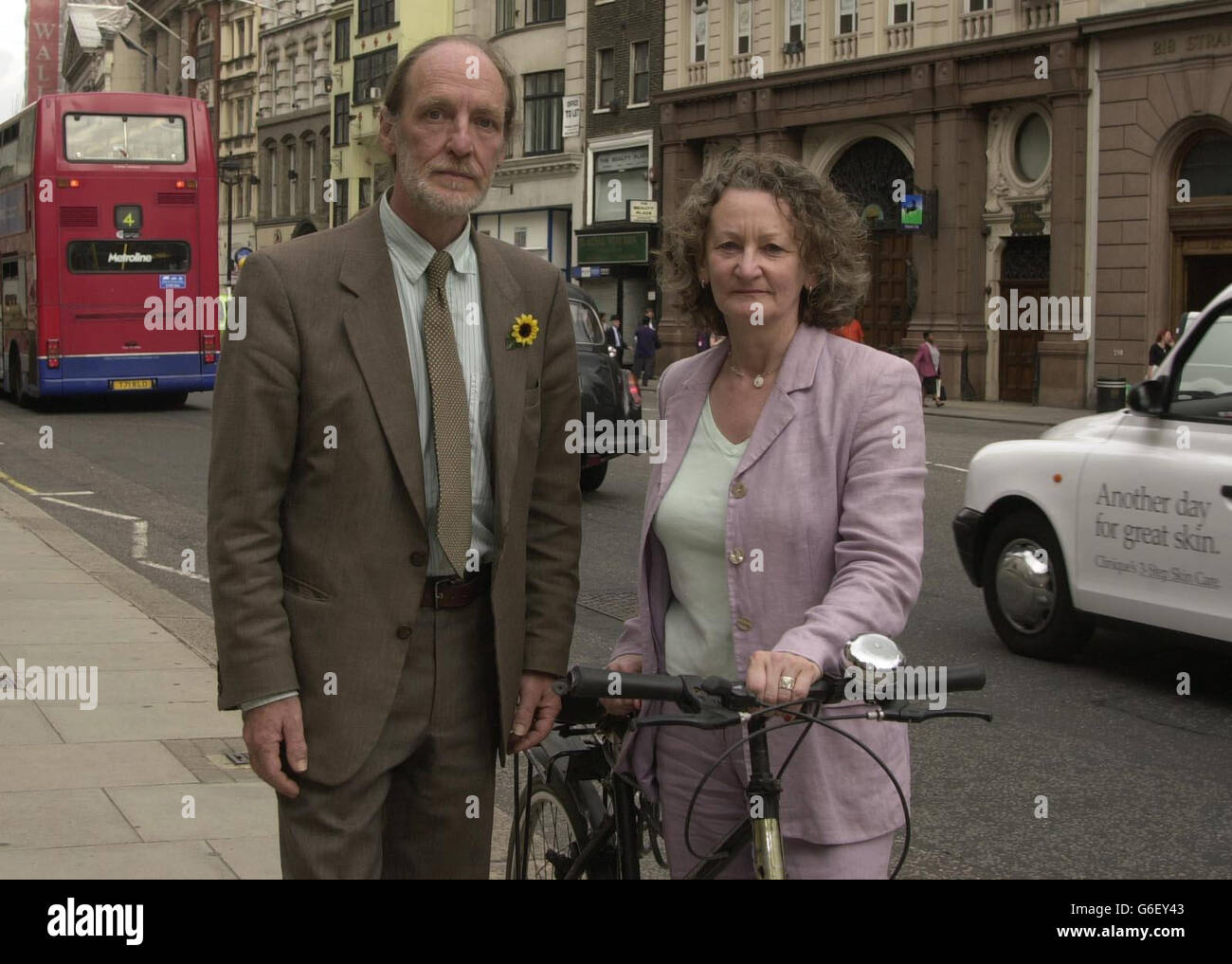 Bypass protest hi-res stock photography and images - Alamy