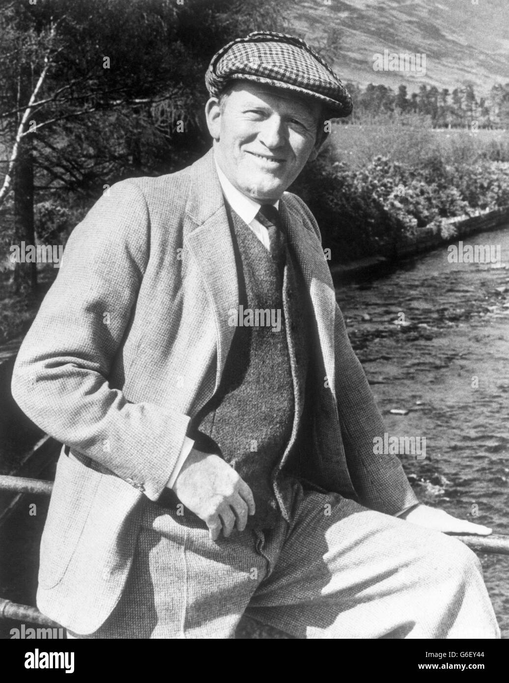 Gordon jackson hi-res stock photography and images - Alamy