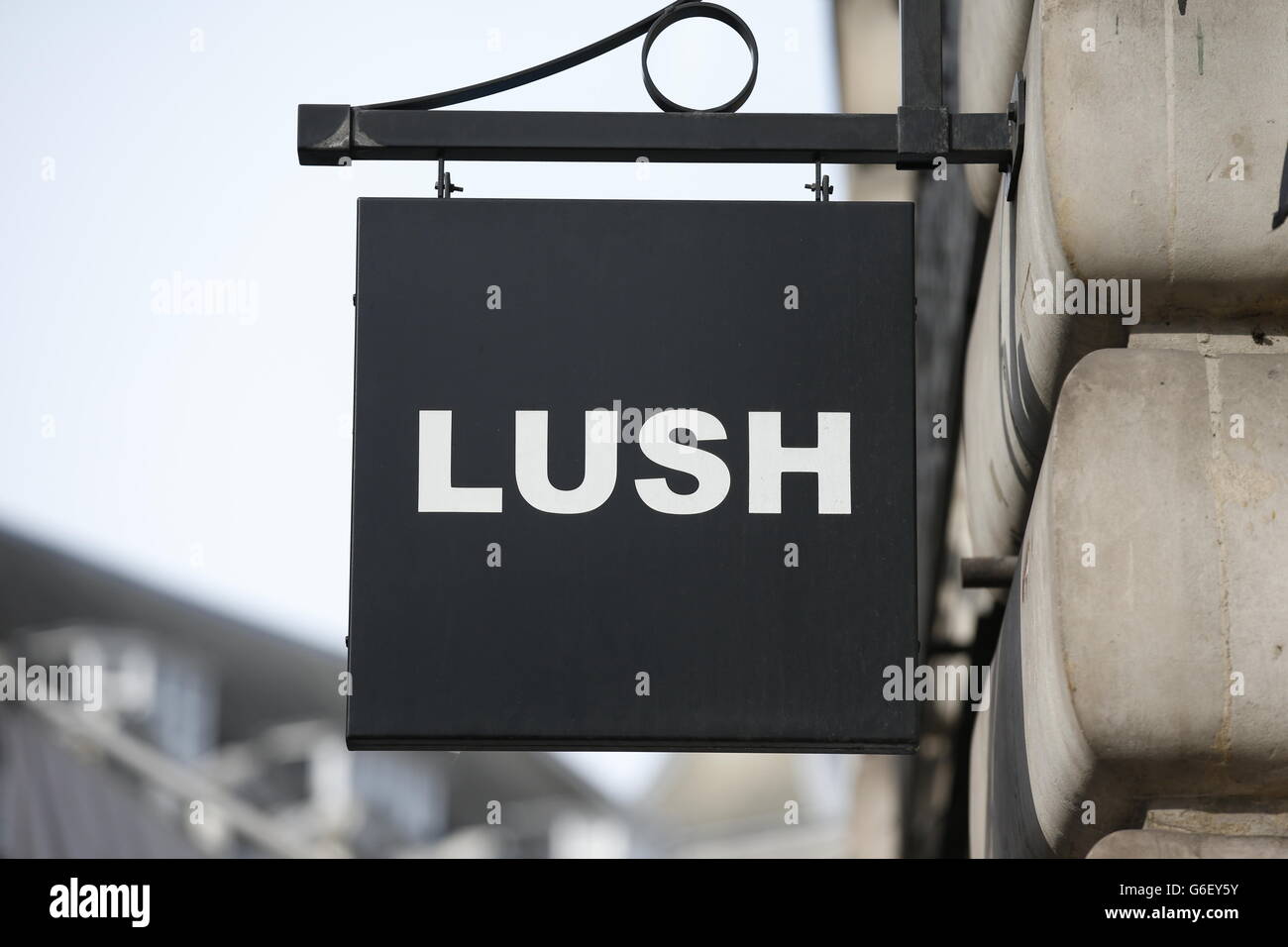 A general view lush cosmetics shop on regent street hi-res stock ...