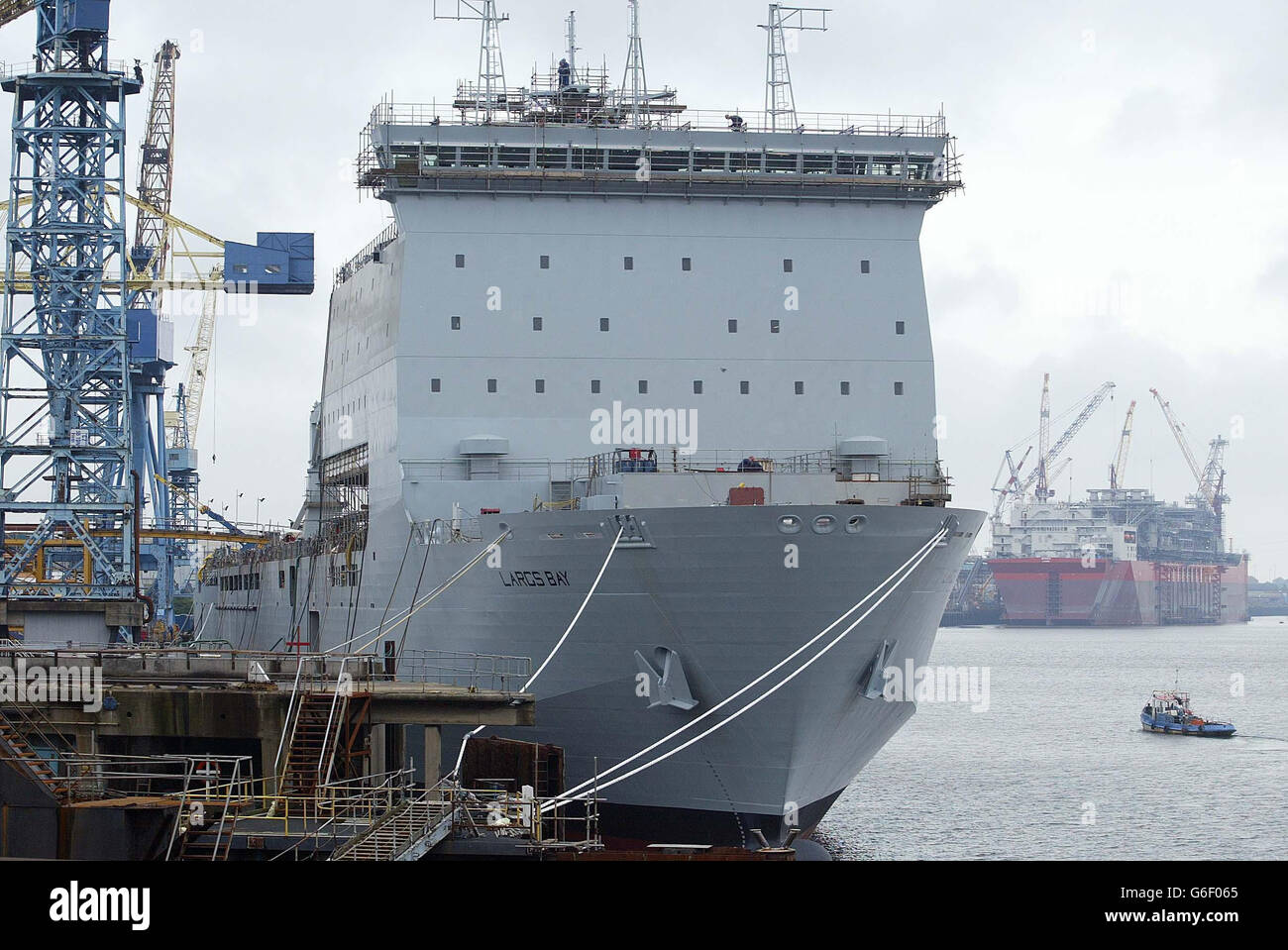 The 22,000 tonne Royal Fleet Auxiliary ship, Largs Bay, docked at the ...