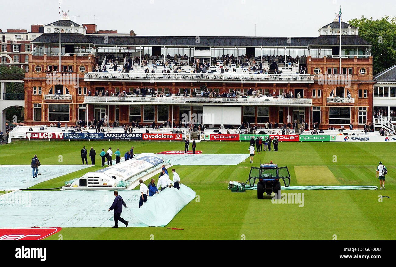 Lords Cricket Pavilion Stock Photos & Lords Cricket Pavilion Stock ...