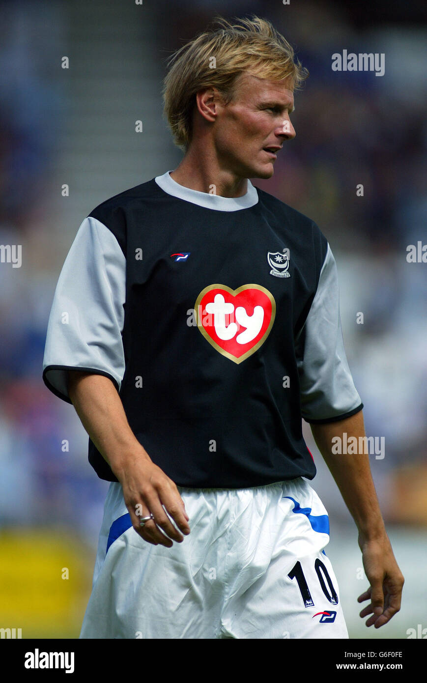 Captain of portsmouth fc hi-res stock photography and images - Alamy