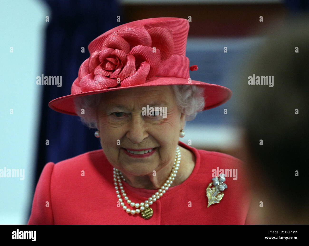 Queen opens emergency cancer centre Stock Photo - Alamy