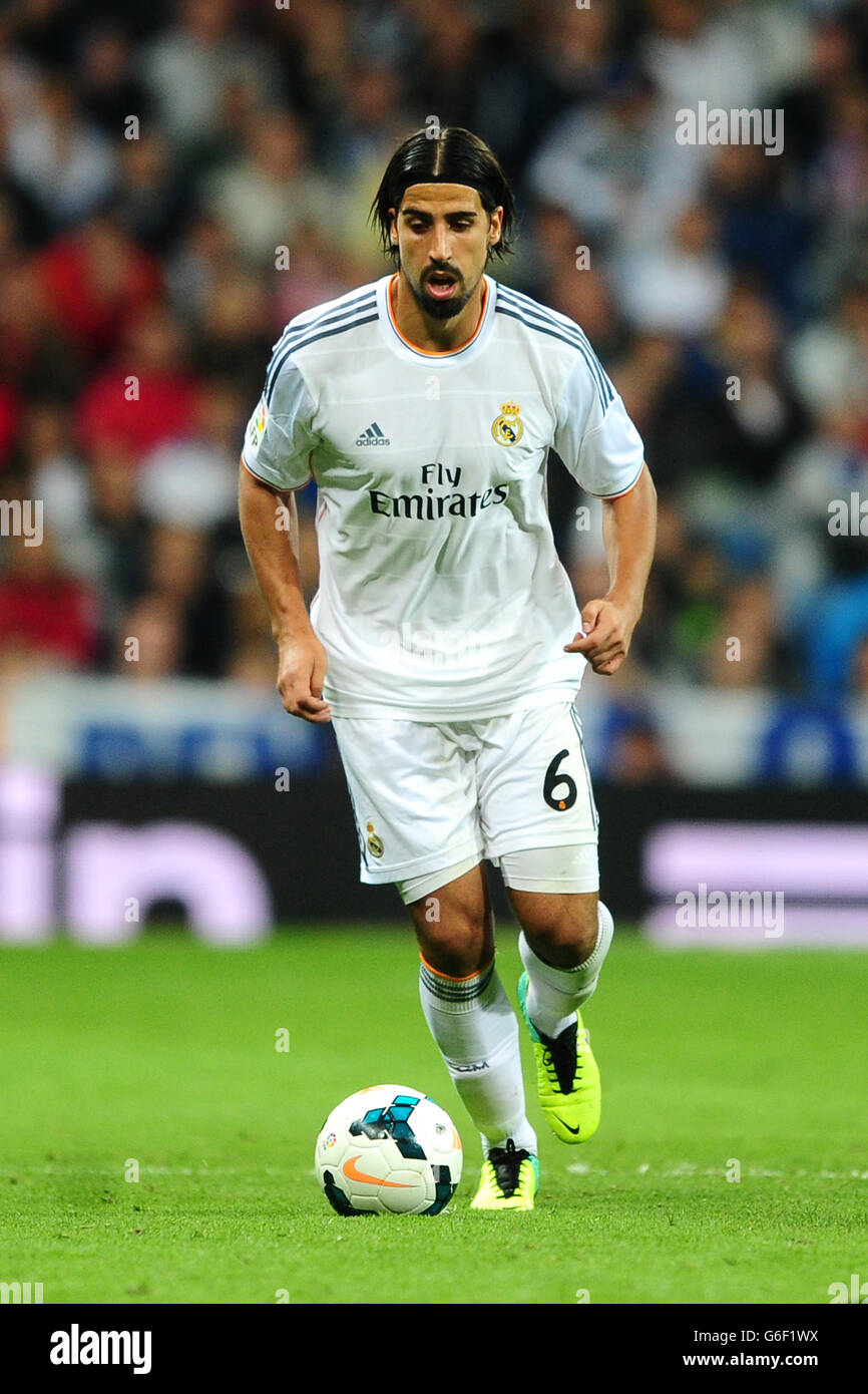 Santiago bernabeu sami khedira hi-res stock photography and images - Alamy