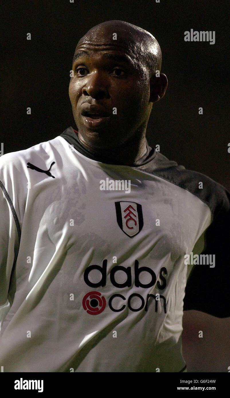 Barry hayles fulham v celtic hi-res stock photography and images - Alamy