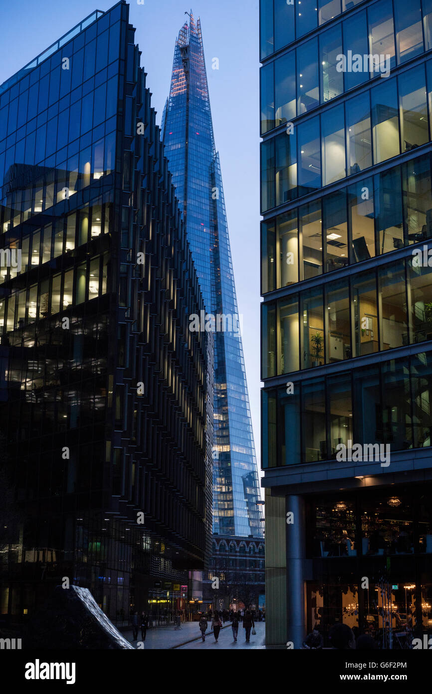 Scenic view shard skyscraper hi-res stock photography and images - Alamy