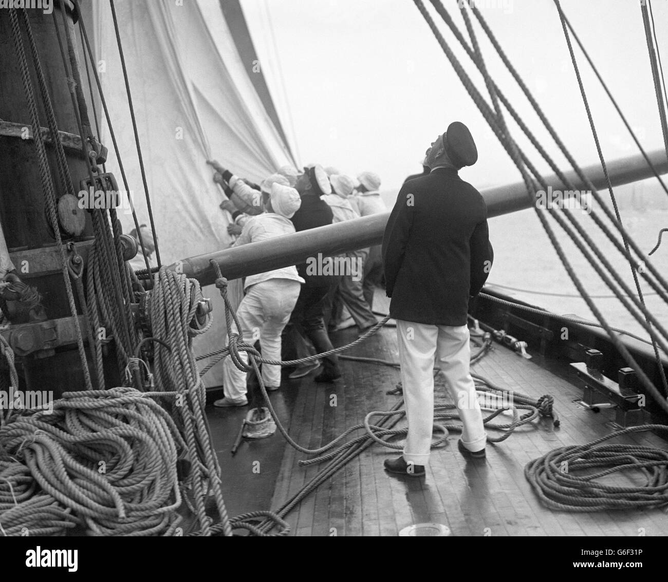 Hoisted Sails High Resolution Stock Photography and Images - Alamy