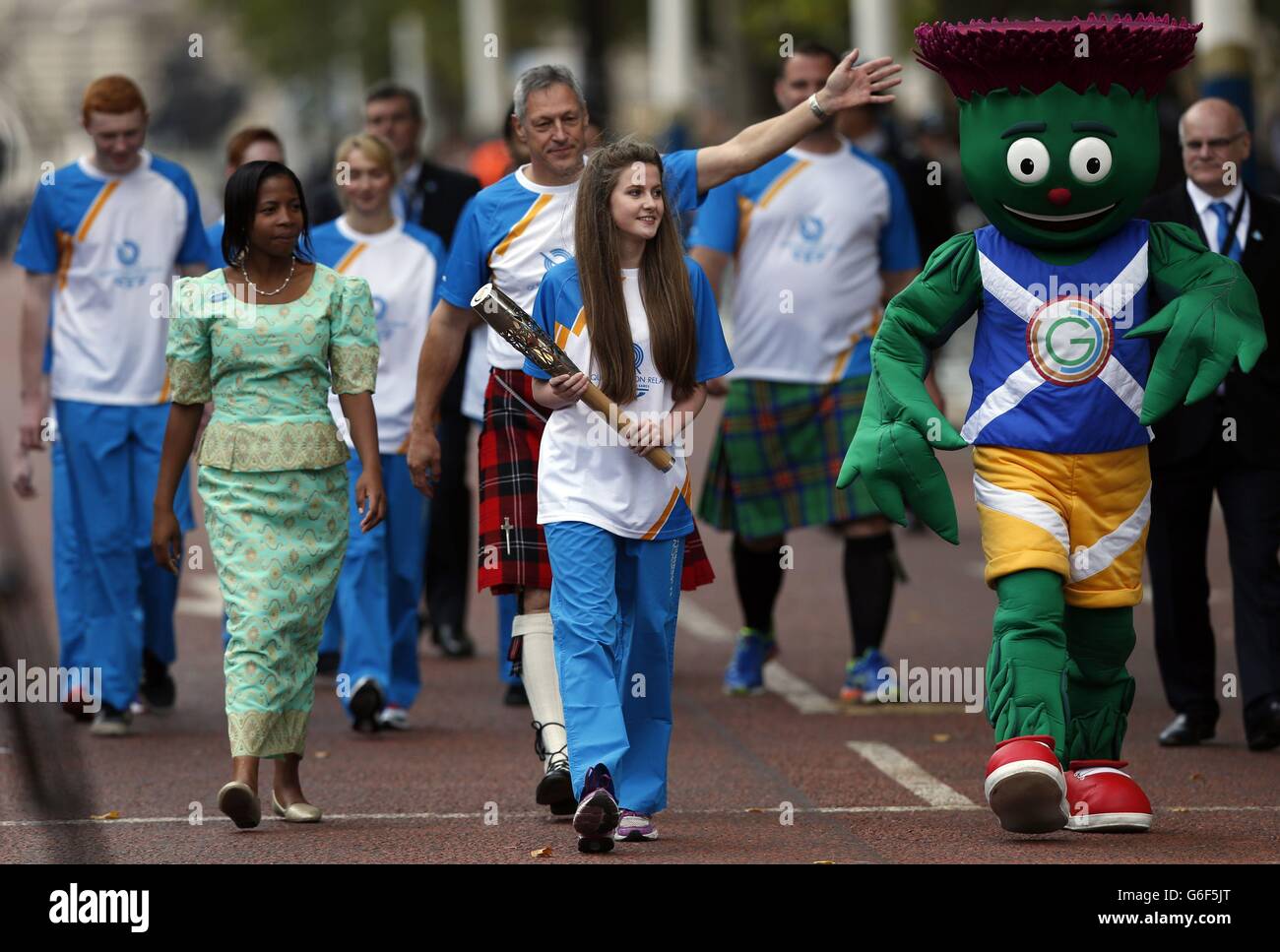 London queens baton relay hi-res stock photography and images - Alamy