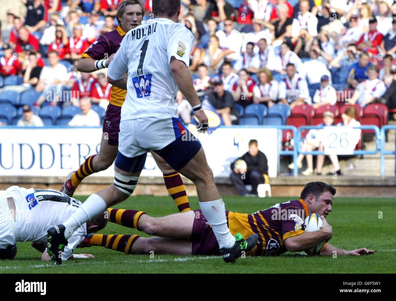 Huddersfields mcalpine stadium hi-res stock photography and images - Alamy