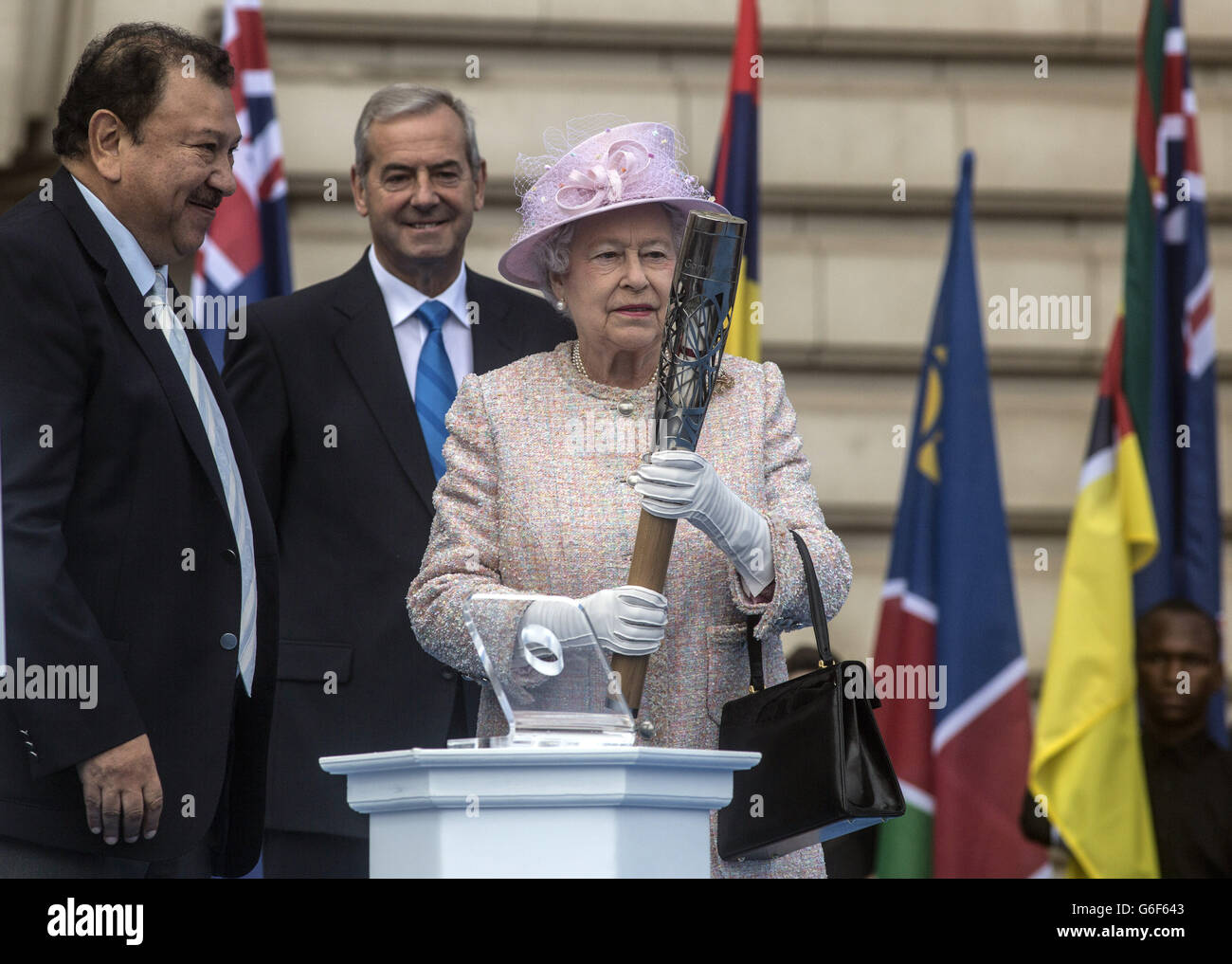 Glasgow 2014 Commonwealth Games Baton Relay Stock Photo - Alamy