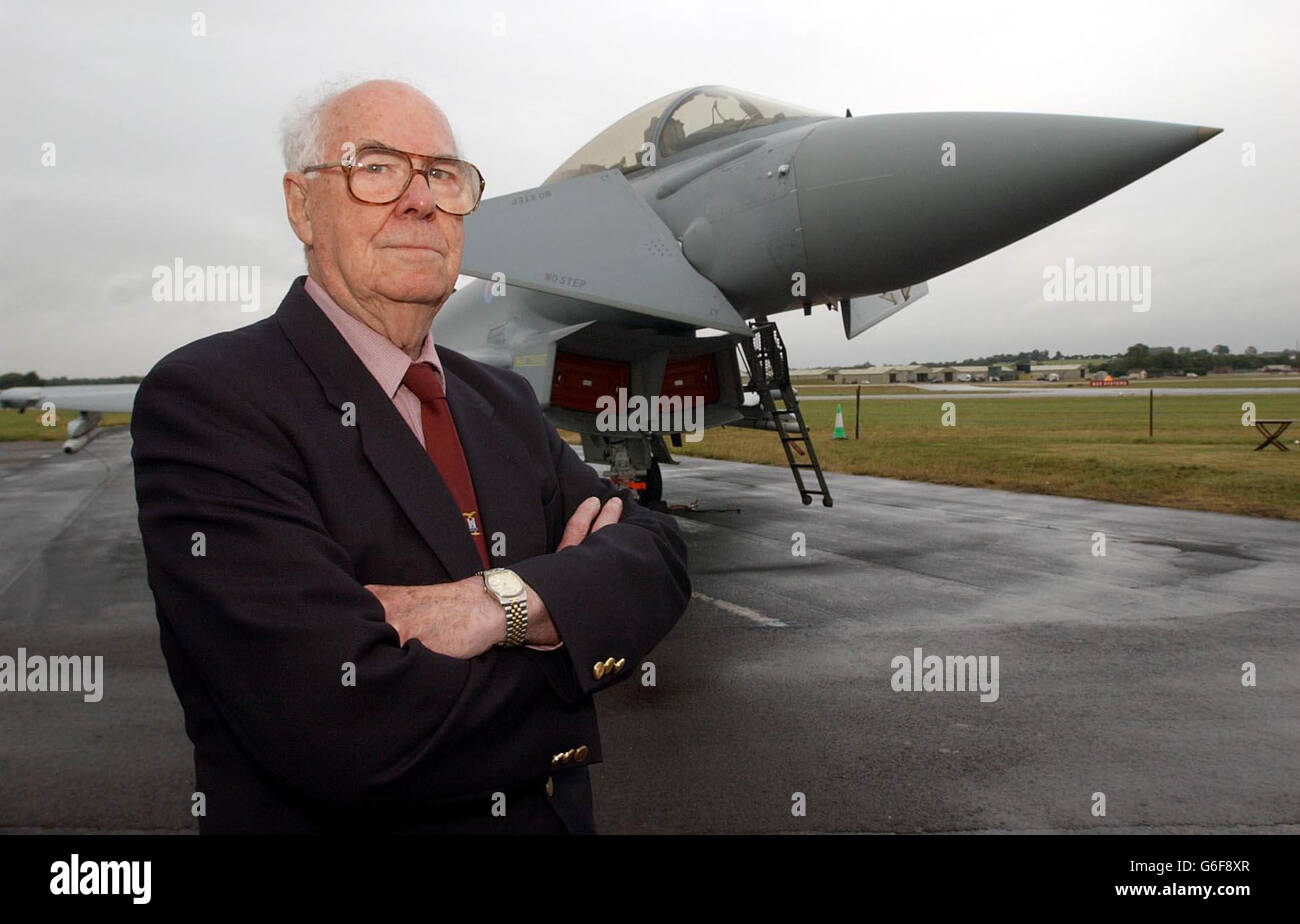 The rafs sole surviving holder of the victoria cross hi-res stock ...