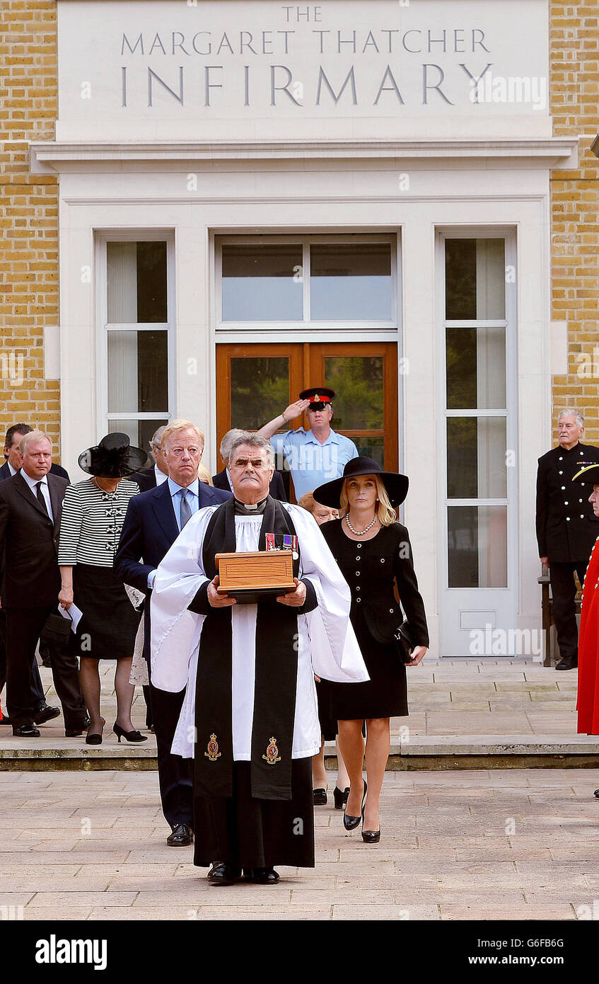 Mark thatcher right and his wife sarah hi-res stock photography and ...