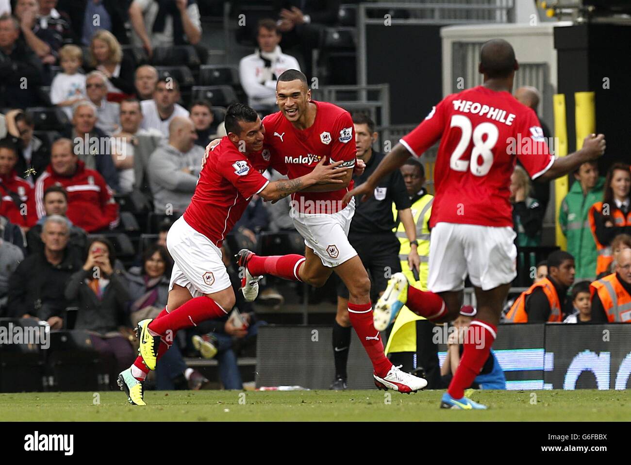 Cardiff City's Steven Caulker (centre) celebrates scoring his teams ...