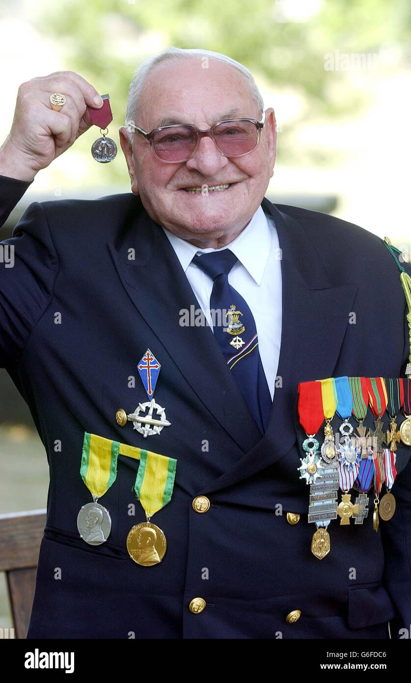 Valiant Dog Medal - 60th Anniversary Stock Photo - Alamy