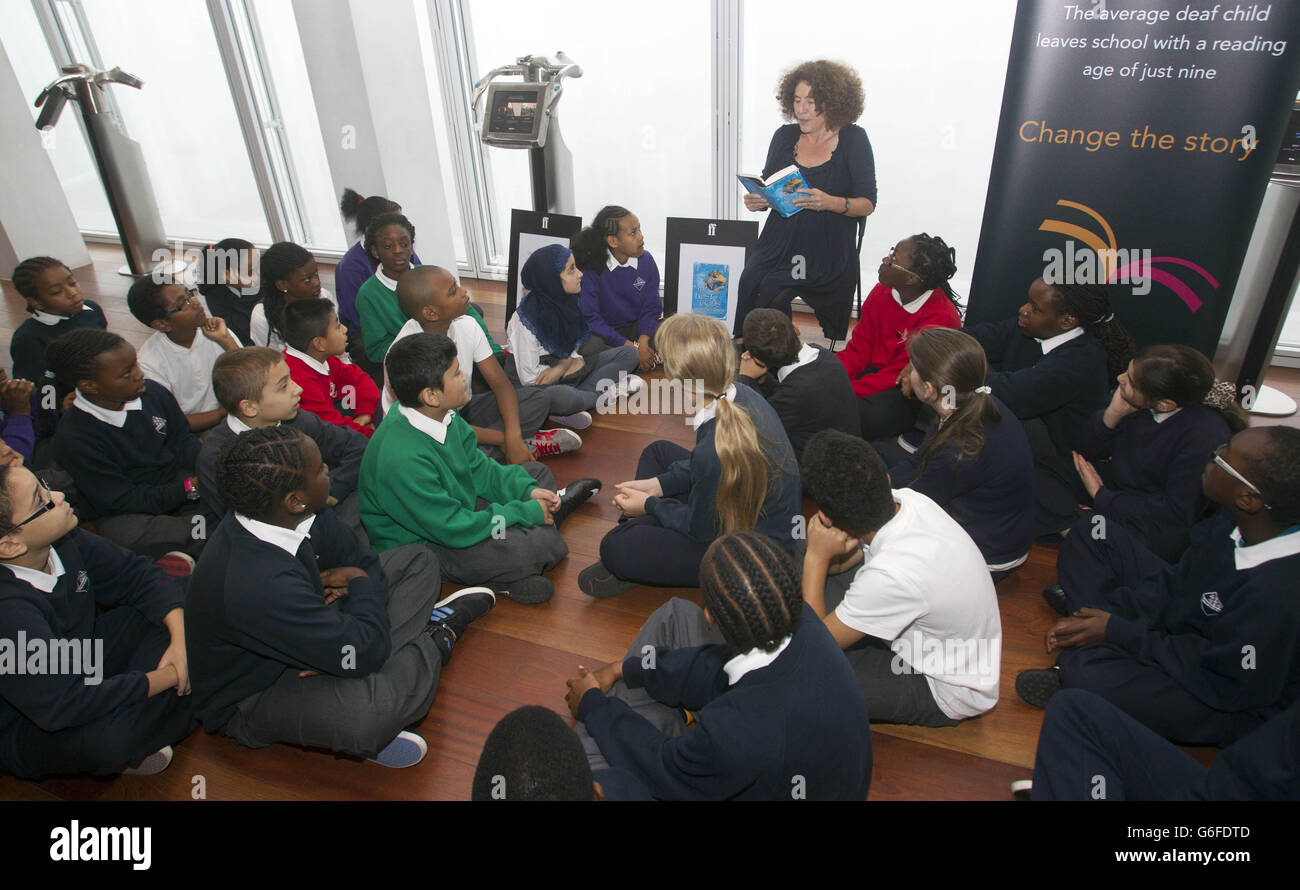 Snowsfields primary school hi-res stock photography and images - Alamy