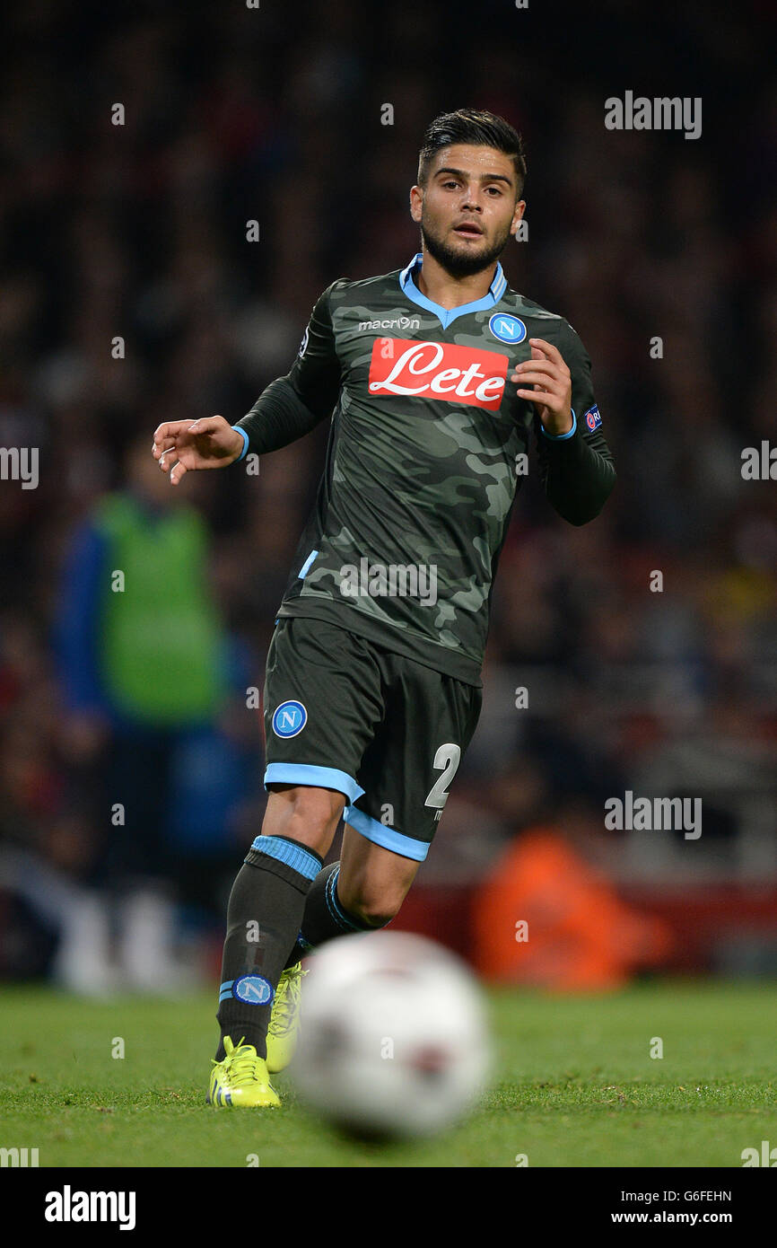 Arsenal v napoli emirates stadium hi-res stock photography and images ...