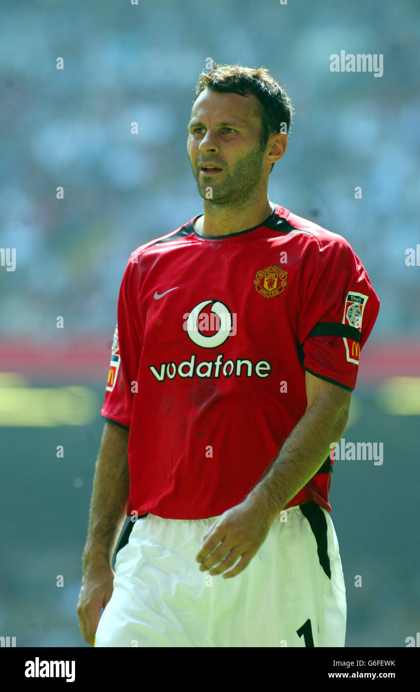 FA Community Shield 2003 Stock Photo - Alamy