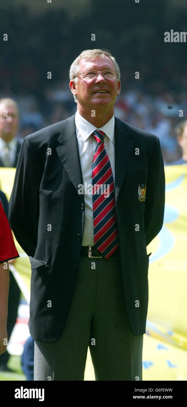 FA Community Shield 2003 Stock Photo - Alamy