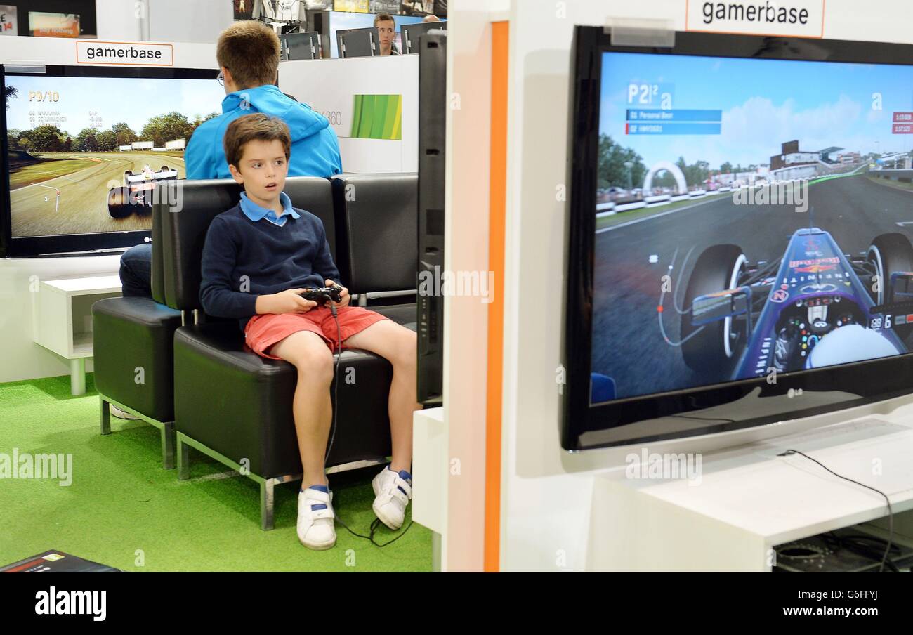 Formula 1 shop hi-res stock photography and images - Alamy