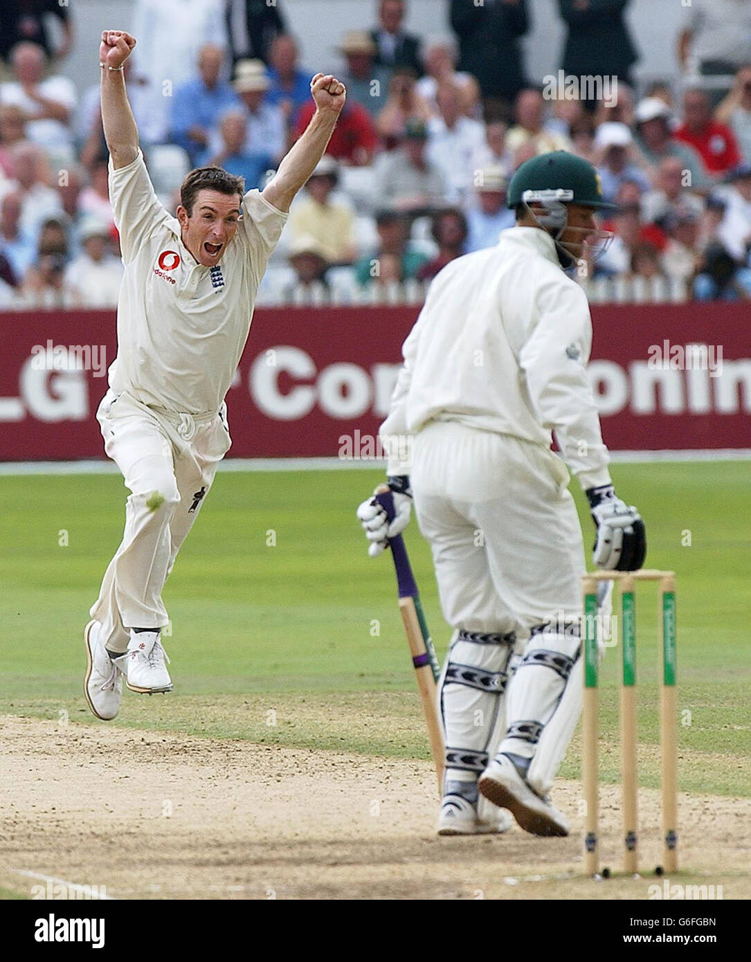 Sport cricket james kirtley hi-res stock photography and images - Alamy