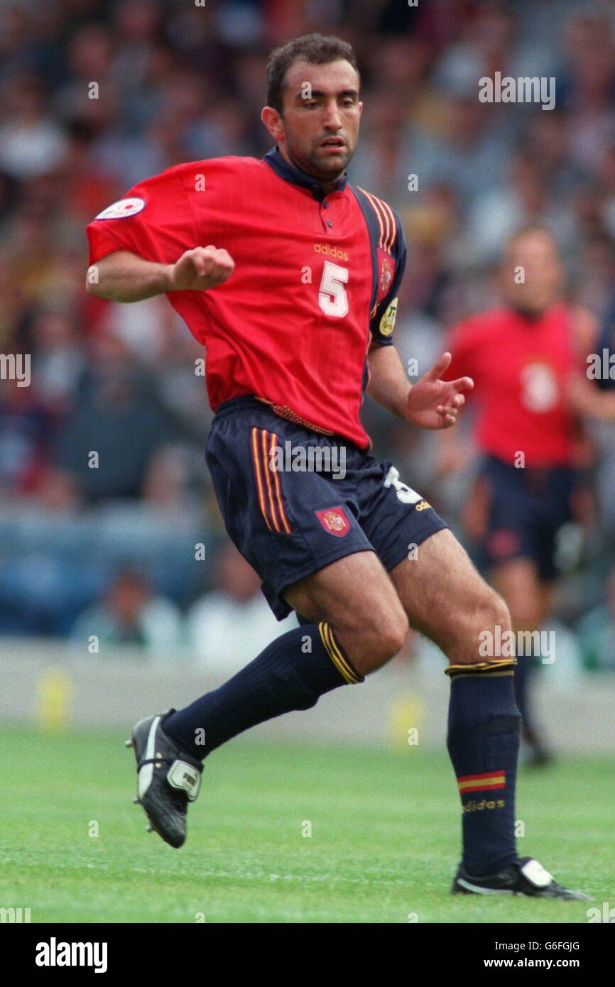 Soccer euro 96 spain v bulgaria hi-res stock photography and images - Alamy