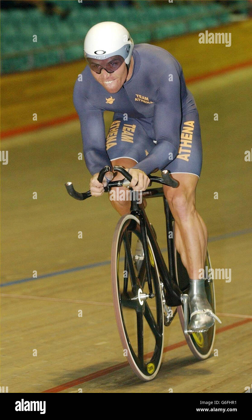 Sport cycling hi-res stock photography and images - Alamy