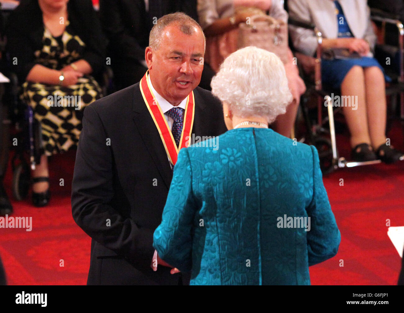 Knighted by queen elizabeth ii investiture ceremony hi-res stock ...