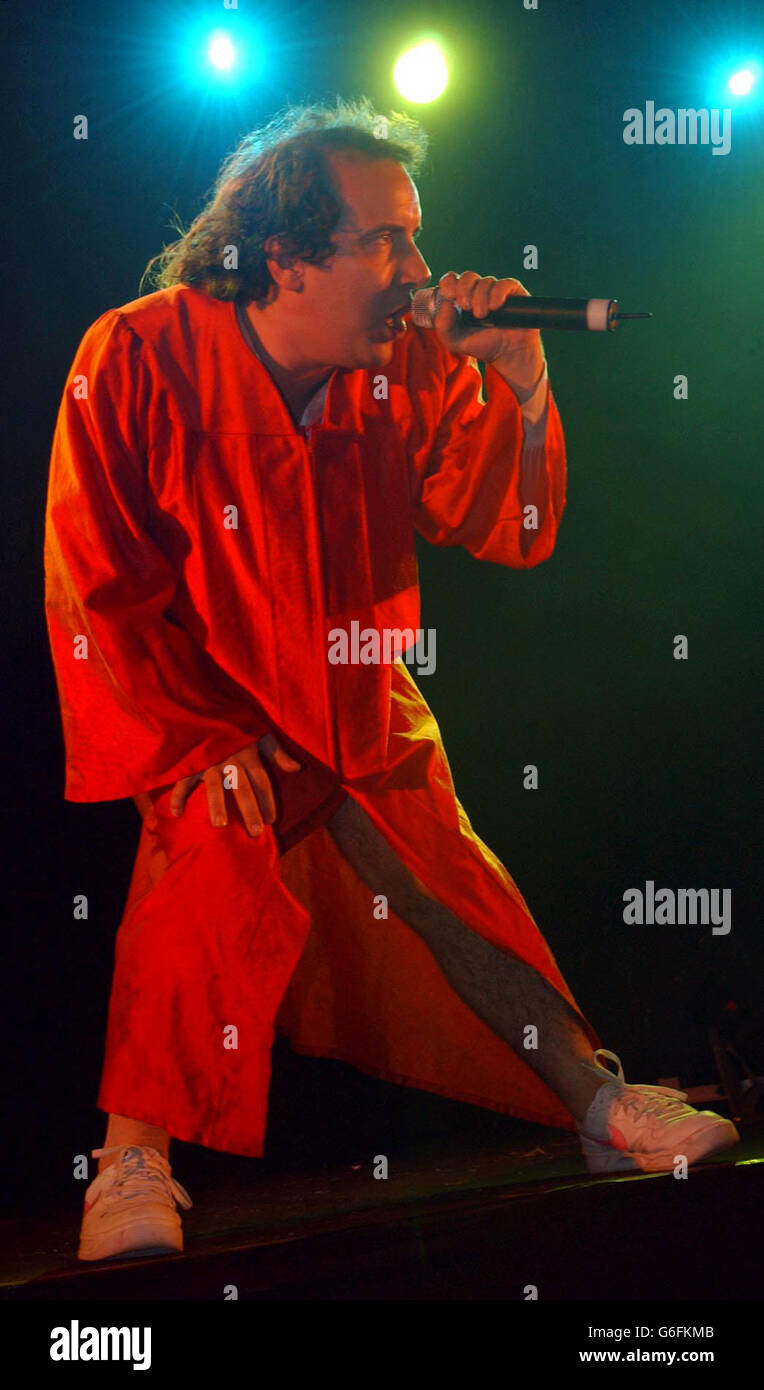 Har Mar Superstar performs at the Carling Reading Festival in Reading ...