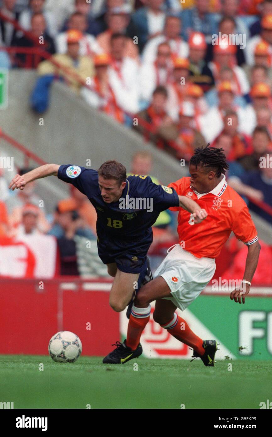 Soccer ... Scotland v Holland, Euro 96 ... Villa Park Stock Photo - Alamy