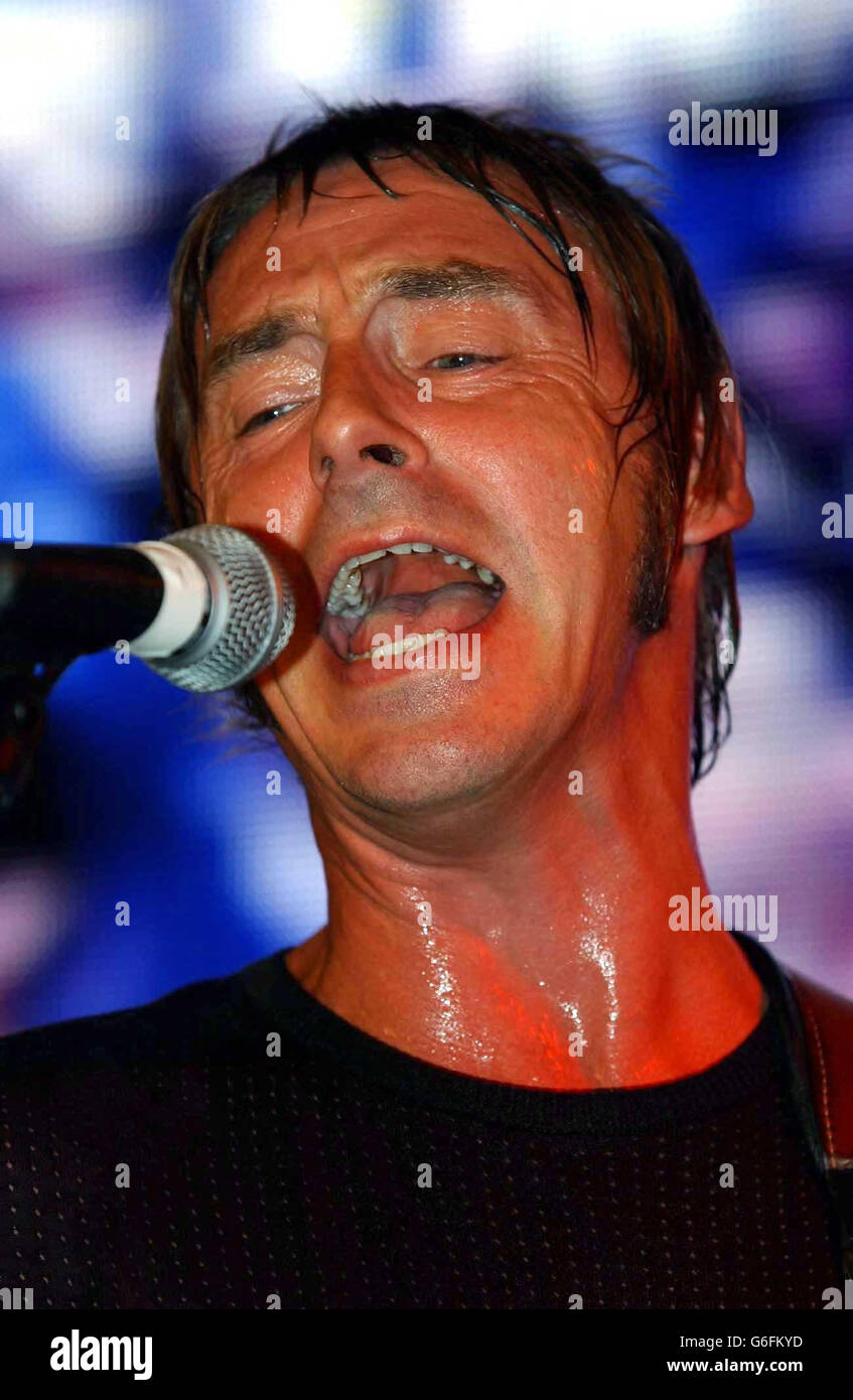 Paul Weller HMV Stock Photo - Alamy