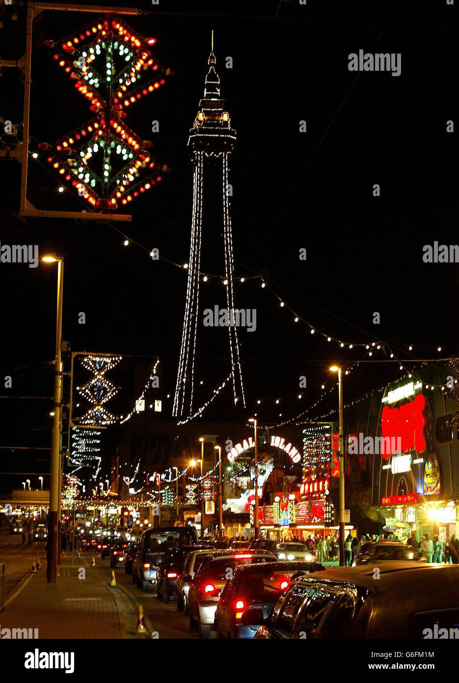 The Blackpool Illuminations 2003 with the Blackpool tower in the ...