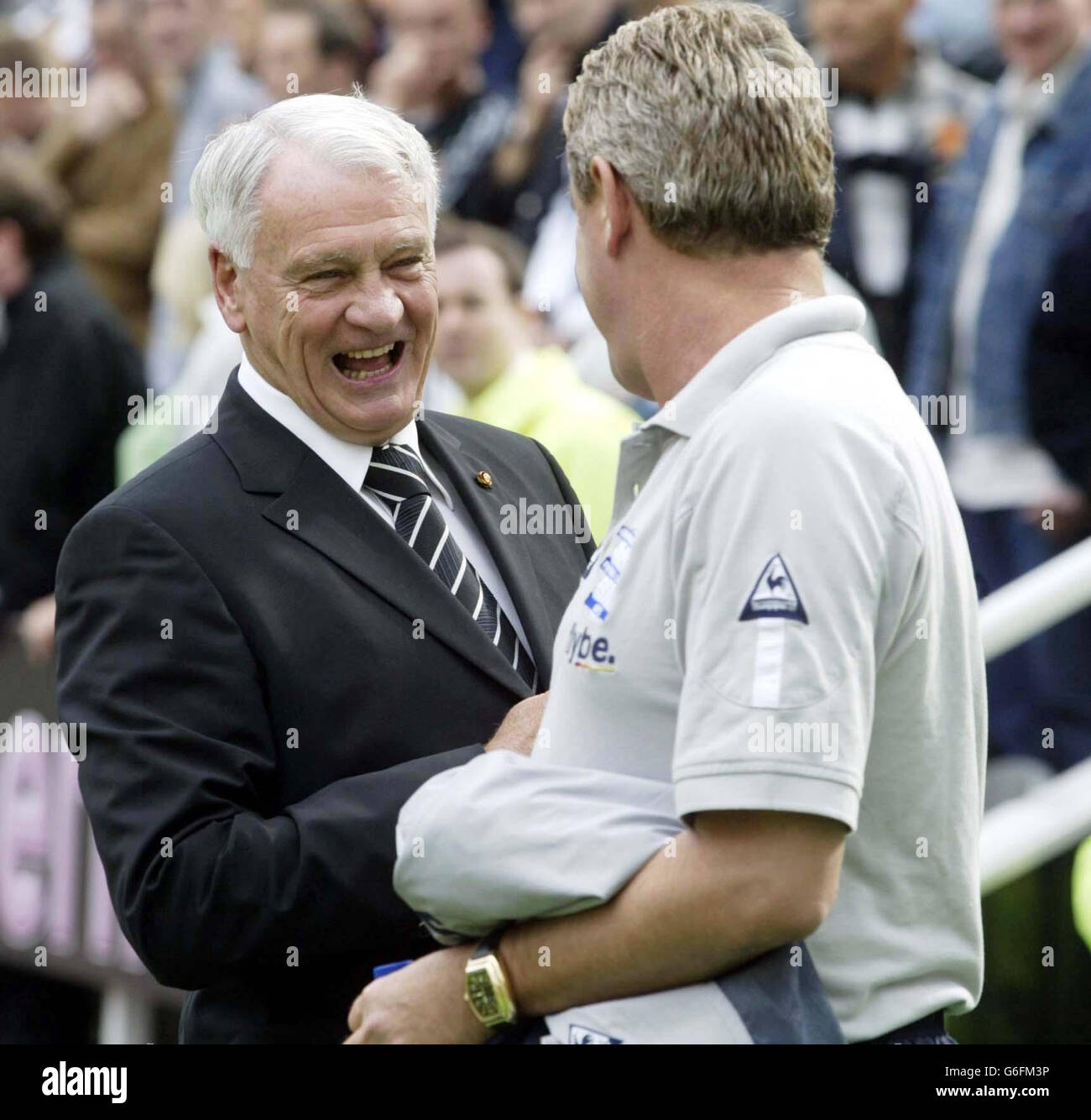 Football laughing bobby robson steve bruce hi-res stock photography and ...