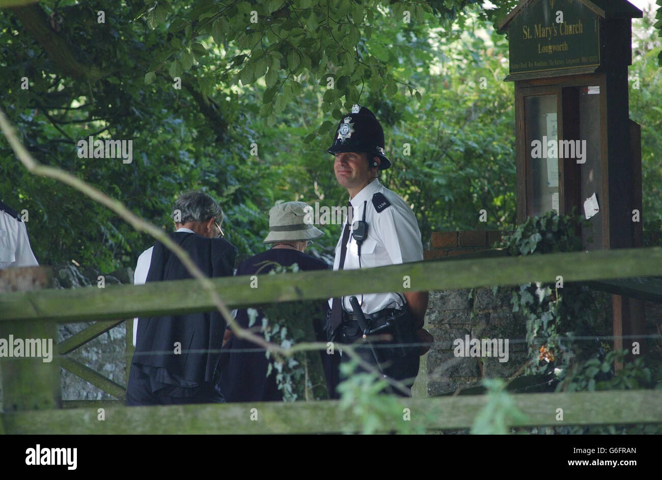 Dr David Kelly funeral - police Stock Photo - Alamy
