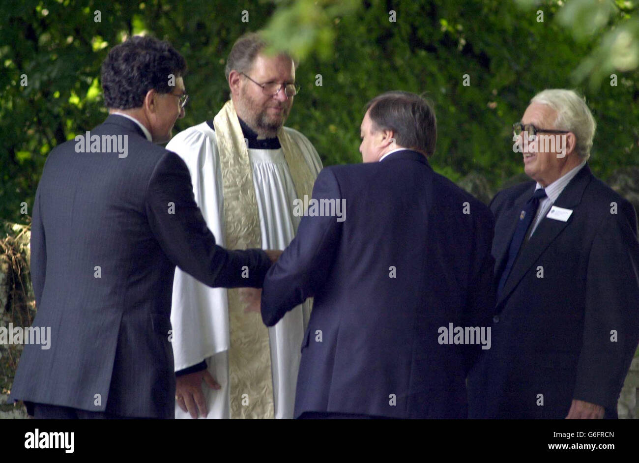 The rev roy woodhams hi-res stock photography and images - Alamy