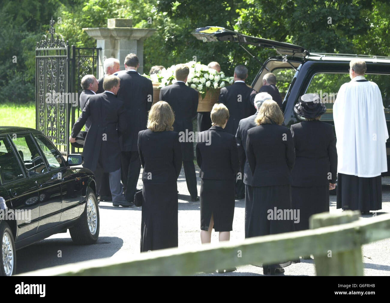 David Kelly Funeral High Resolution Stock Photography and Images - Alamy