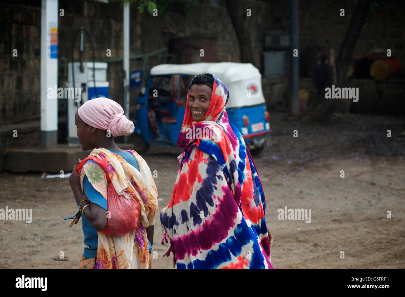 Oromo women in colourful attire, Ethiopia Stock Photo - Alamy