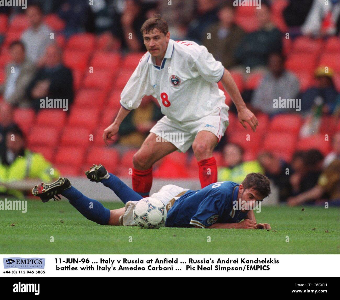 Soccer european championships italy v russia hi-res stock photography ...