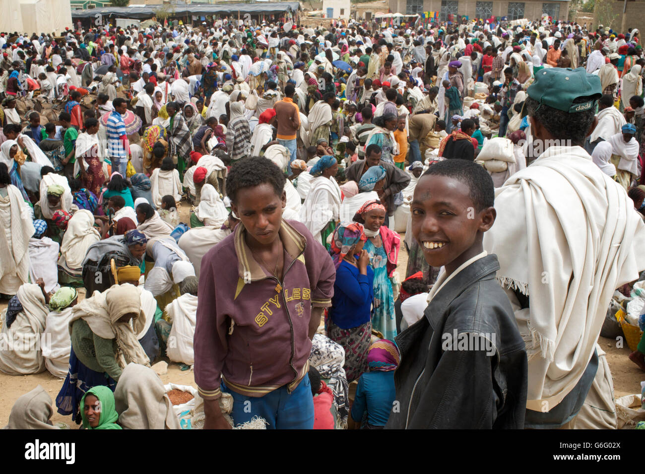 Crowded market at Freweyni also known as Sinkata. Tigray, Ethiopia ...