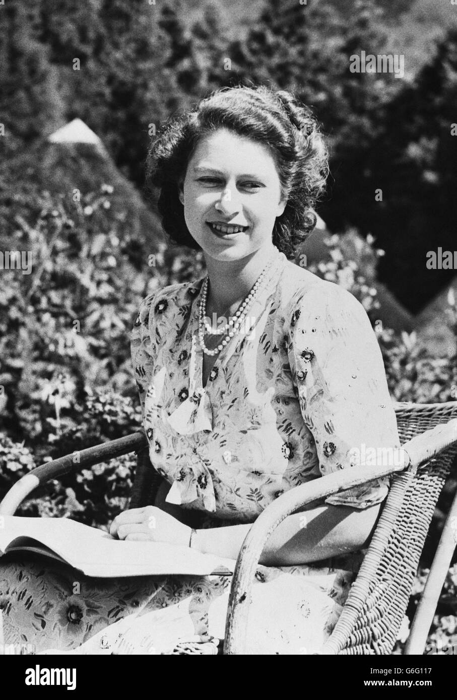 Princess elizabeth 1947 hi-res stock photography and images - Alamy