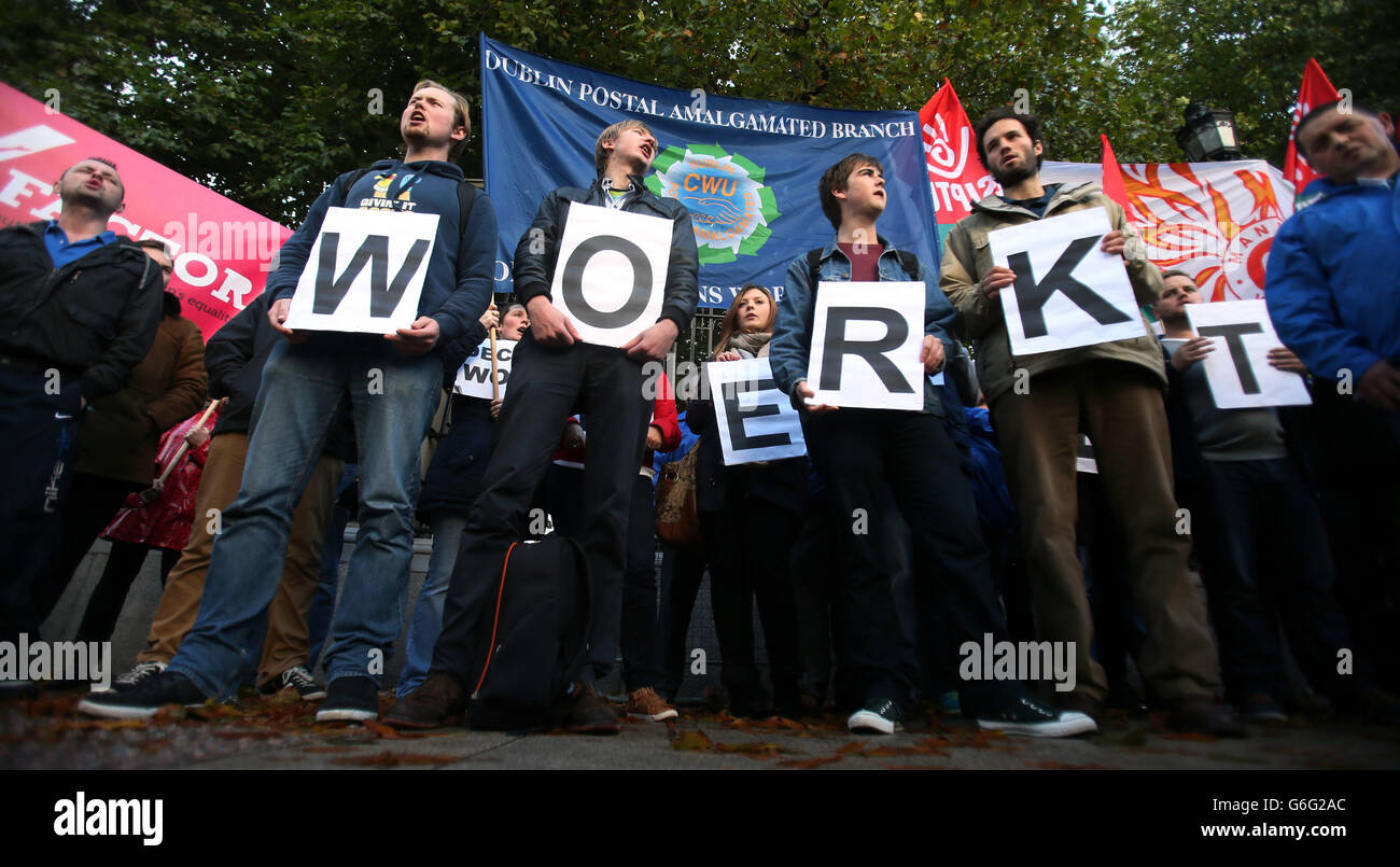 Irish Budget 2014 Stock Photo - Alamy