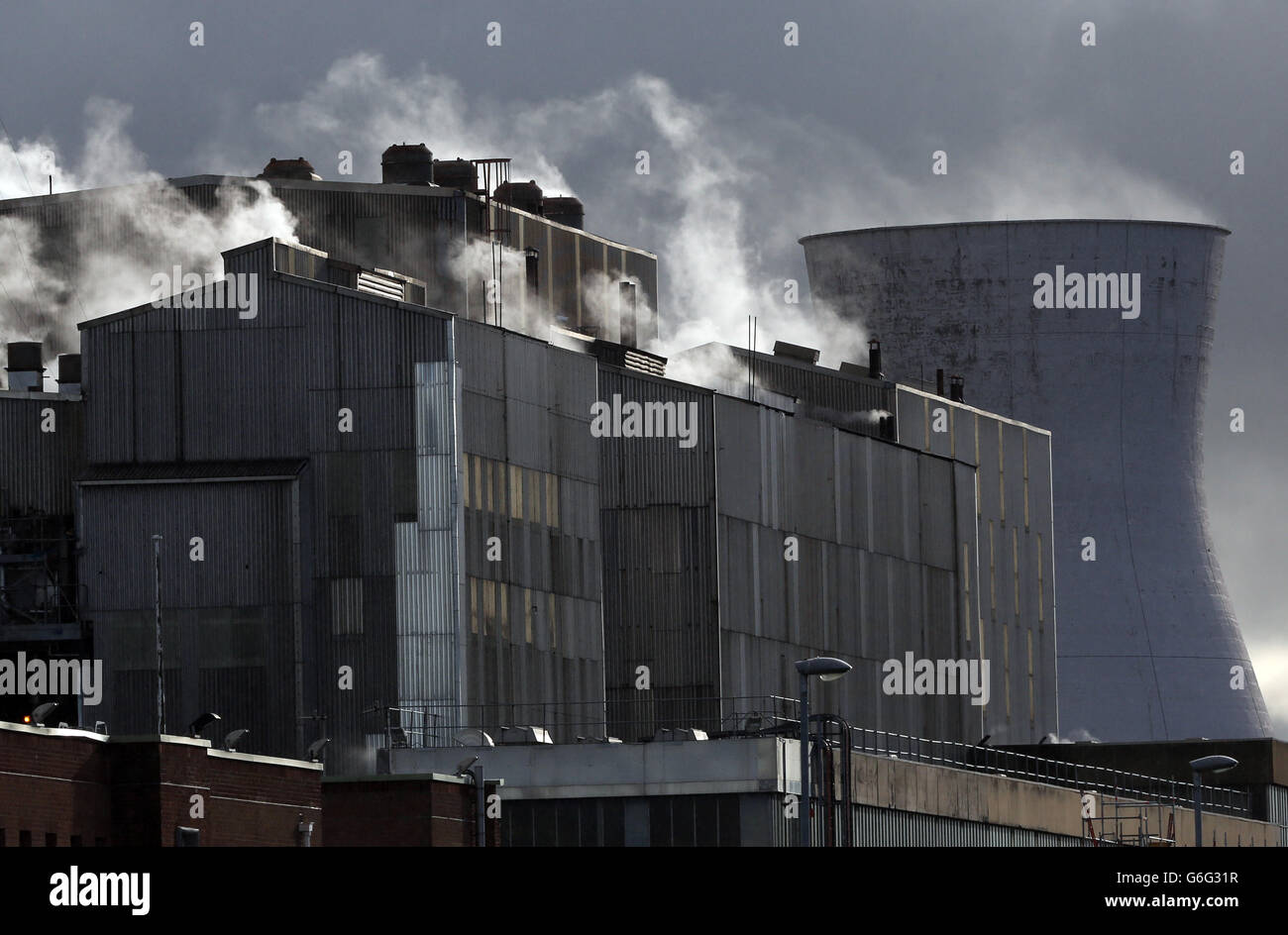 Grangemouth Petrochemical Refinery In Falkirk High Resolution Stock ...