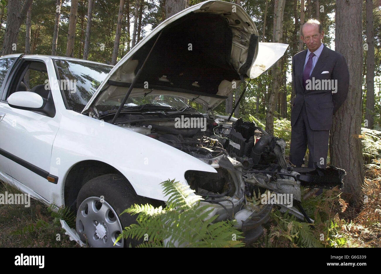 Transport royal crash wreckage duke of kent edward kent palaceflickr hi ...