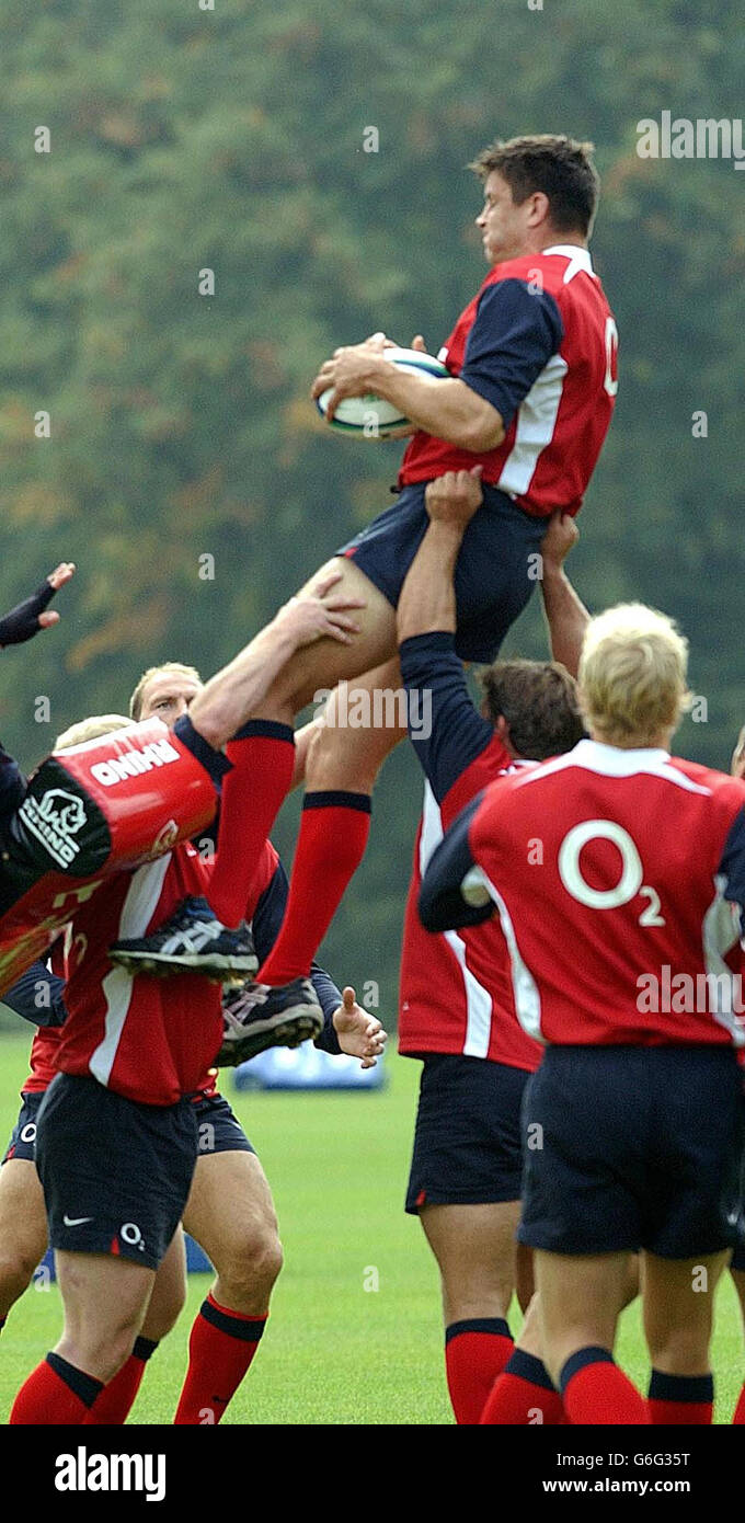 Rugby union training martin corry hi-res stock photography and images ...