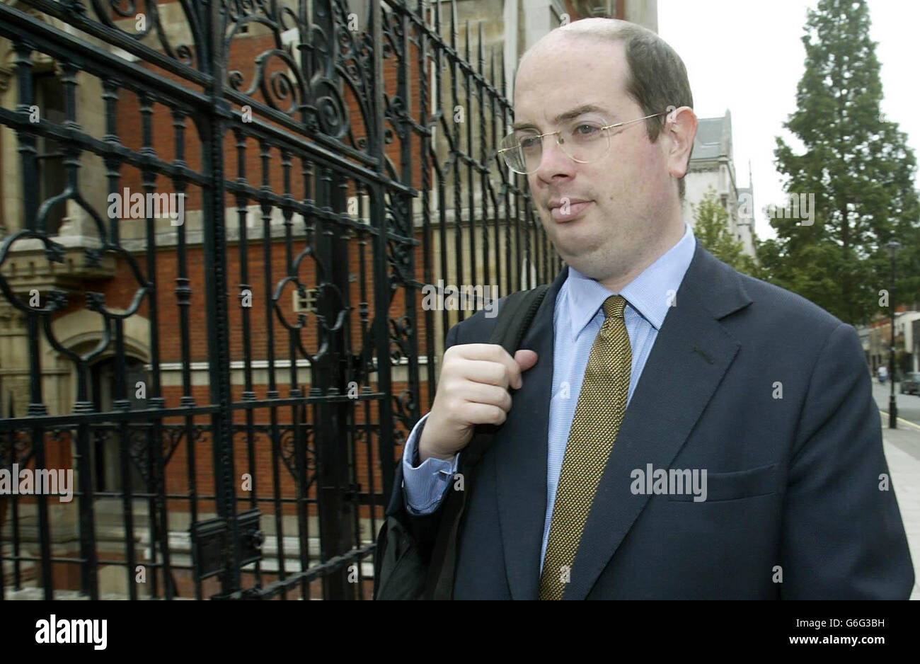 To strengthen the case for war 17 10 03 hi-res stock photography and ...