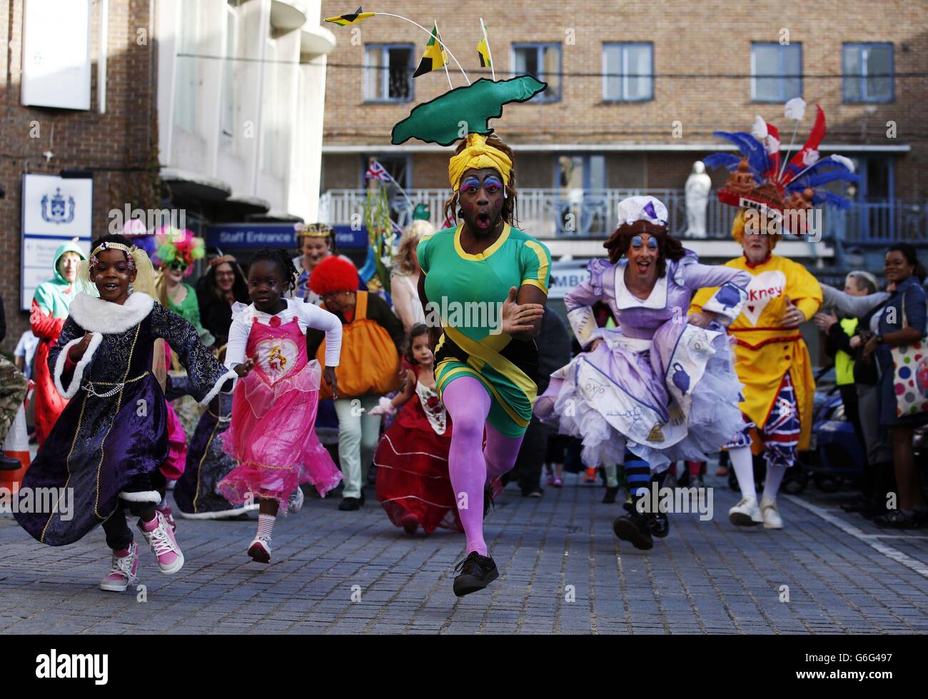 Dame dash hi-res stock photography and images - Alamy
